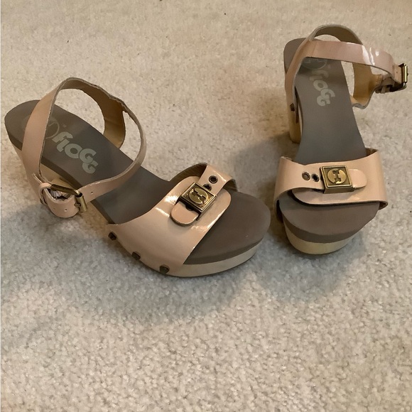 Flogg | Shoes | Flogg Swedish Nude Patent Comfort Clog Heels Size 65 ...